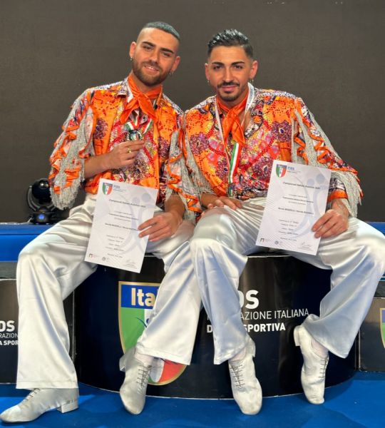 L'ultima gara dei ballerini vastesi Davide e Nicola Bozzelli ai ...